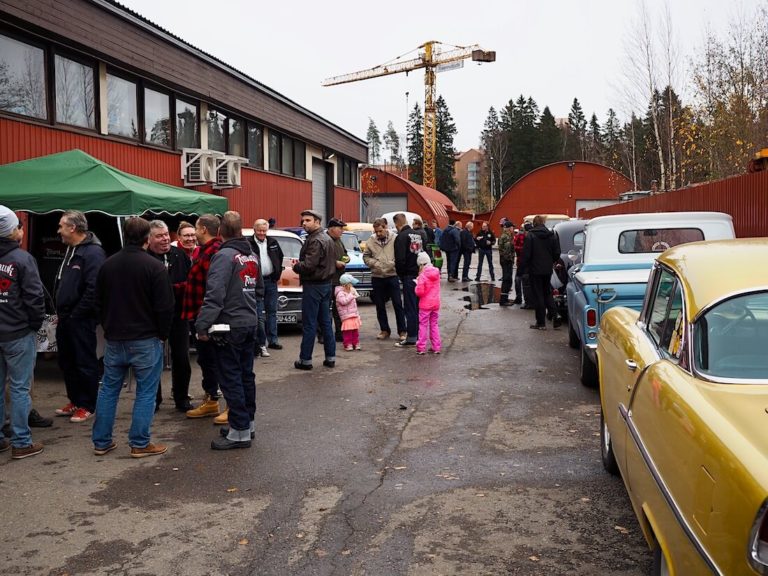 Kuvaraportti: Tomahawk Town Rod & Kustom Swap 26.10.2019 | Wheels.fi